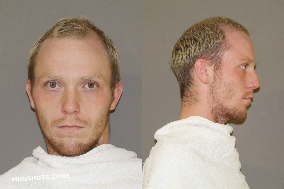 CLIFTON COLTON BLAINE 02/18/2022 - Denton County Mugshots Zone
