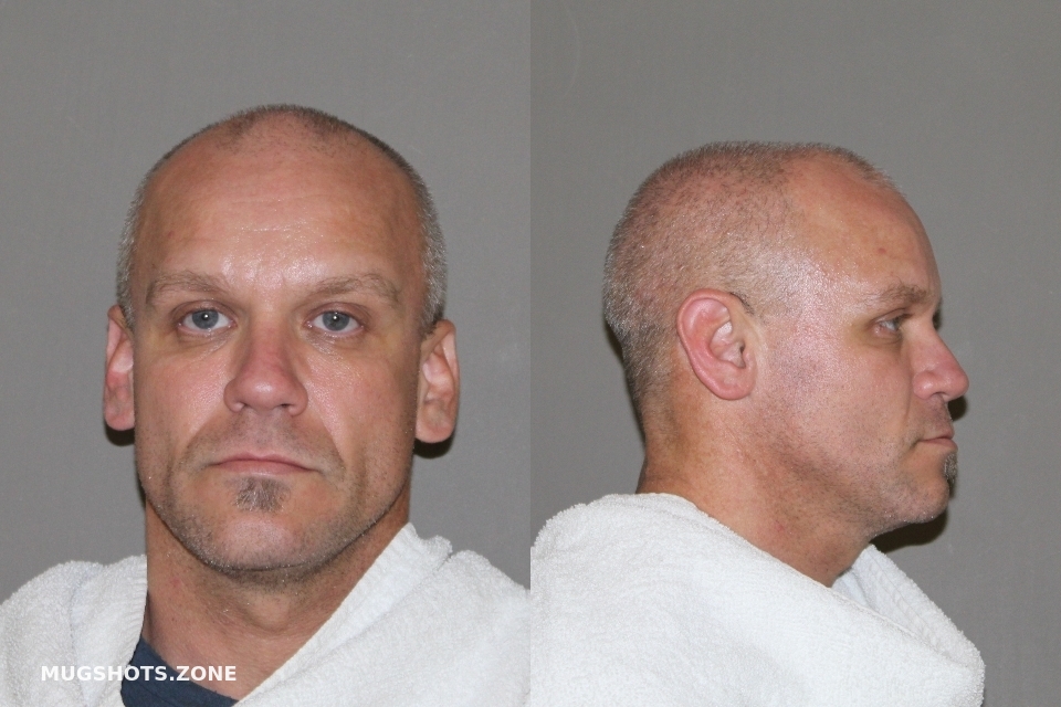 PUTMAN NATHANIEL PHYETTE 02/23/2022 - Denton County Mugshots Zone