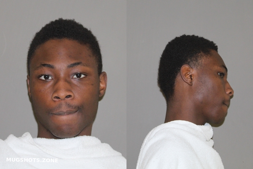 TROUPE TERRANCE LORENZO 03/03/2022 - Denton County Mugshots Zone