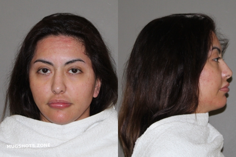 ROBLES LARISSA 05/21/2022 - Denton County Mugshots Zone