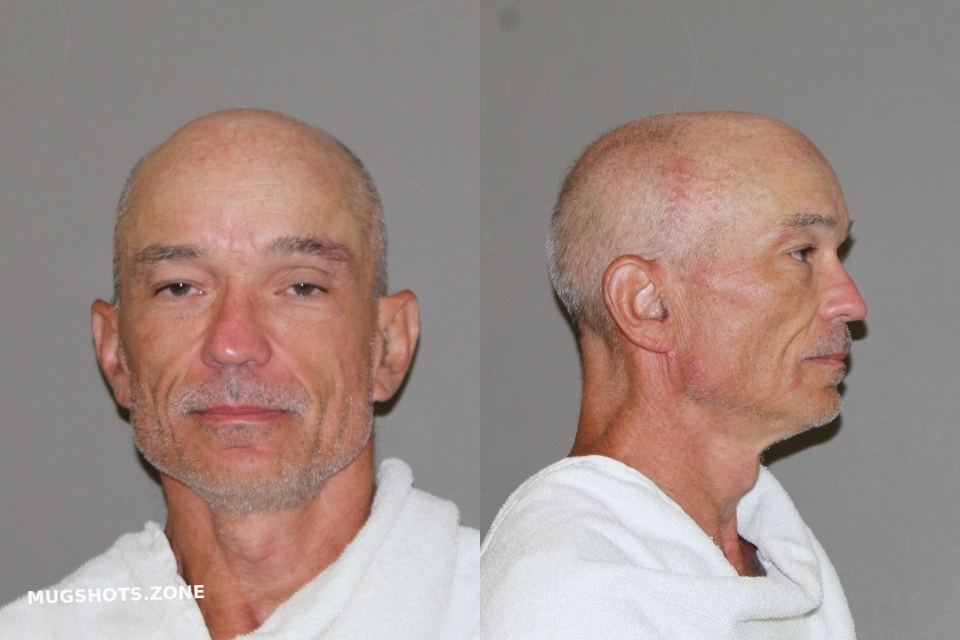 HUNTER DENNIS ROY 06/15/2022 - Denton County Mugshots Zone HUNTER DENNIS ROY 06/15/2022 - Denton County Mugshots Zone
