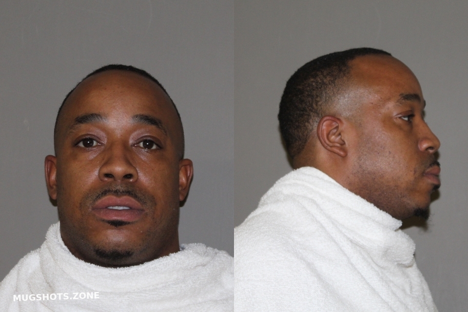 PEARSON VICTOR JEROME JR. 09/01/2022 - Denton County Mugshots Zone