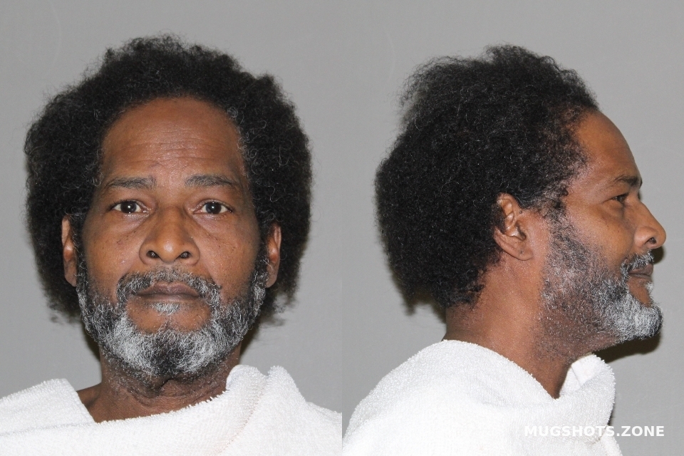 THORNTON CHRISTOPHER DOMINIC 10/20/2022 - Denton County Mugshots Zone