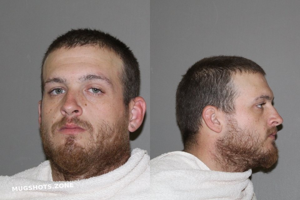 EARHART-BARNETT TYLER MATTHEW 10/28/2022 - Denton County Mugshots Zone EARHART-BARNETT TYLER MATTHEW 10/28/2022 - Denton County Mugshots Zone