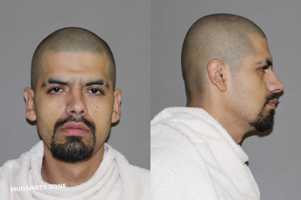 LOPEZ ARTURO 11/04/2022 - Denton County Mugshots Zone