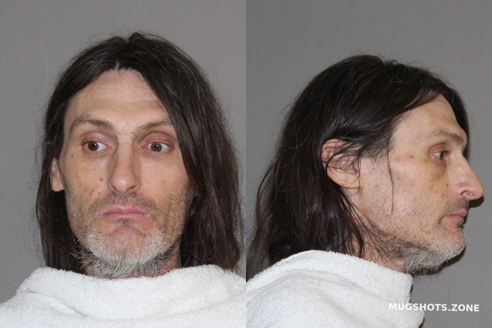 DAVIS SEAN SEBASTIAN 03/21/2023 - Denton County Mugshots Zone