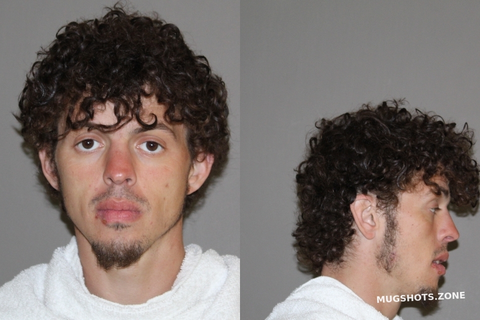 ARRUDA ALEXANDER JACOB 04/27/2023 - Denton County Mugshots Zone