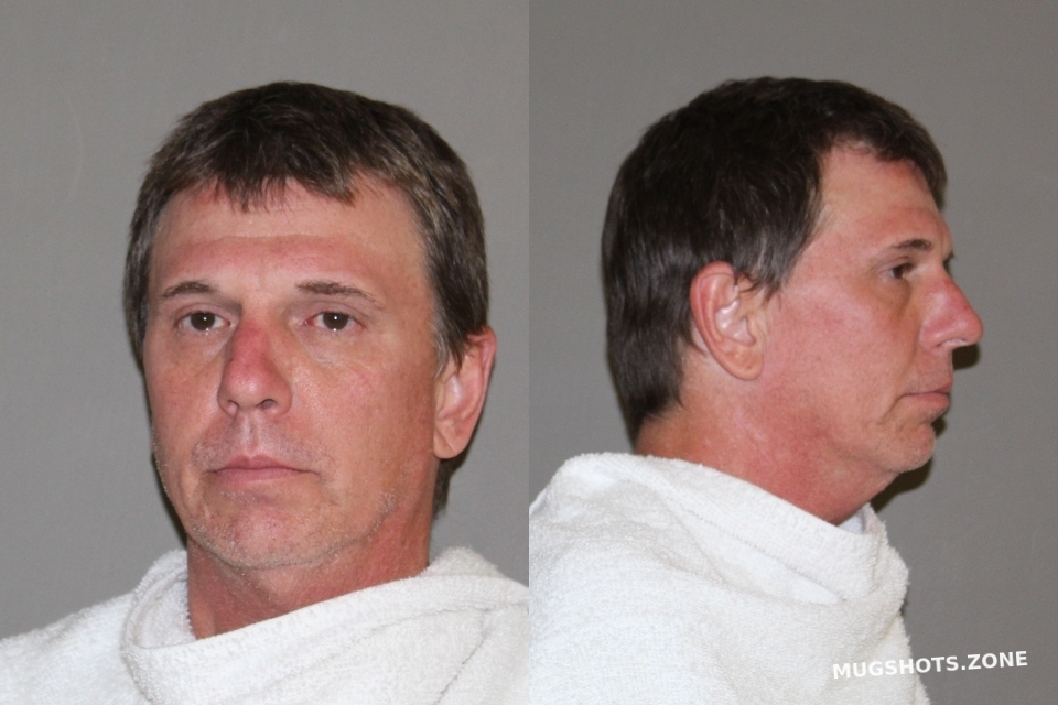 ELMORE JEFFREY CLEVELAND 06/01/2023 - Denton County Mugshots Zone