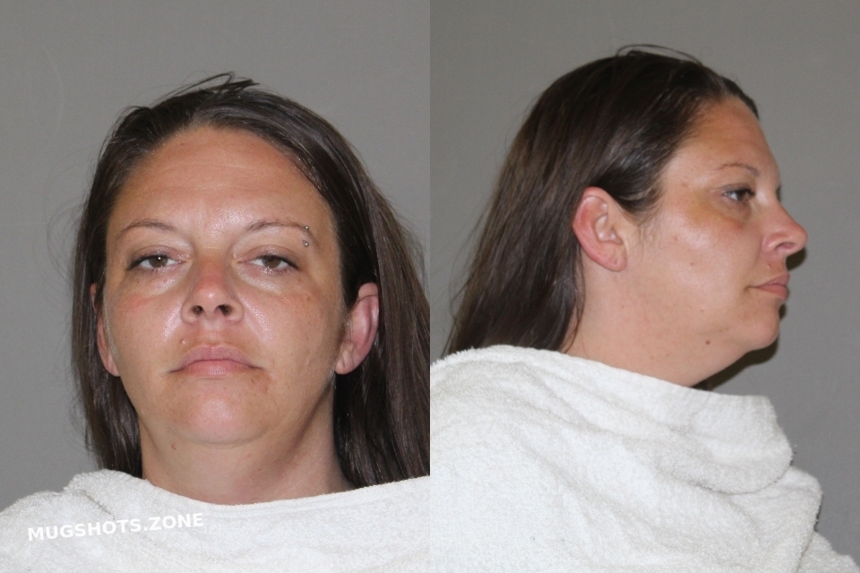 ARNQUIST ANGELA LYNN 08/27/2023 - Denton County Mugshots Zone