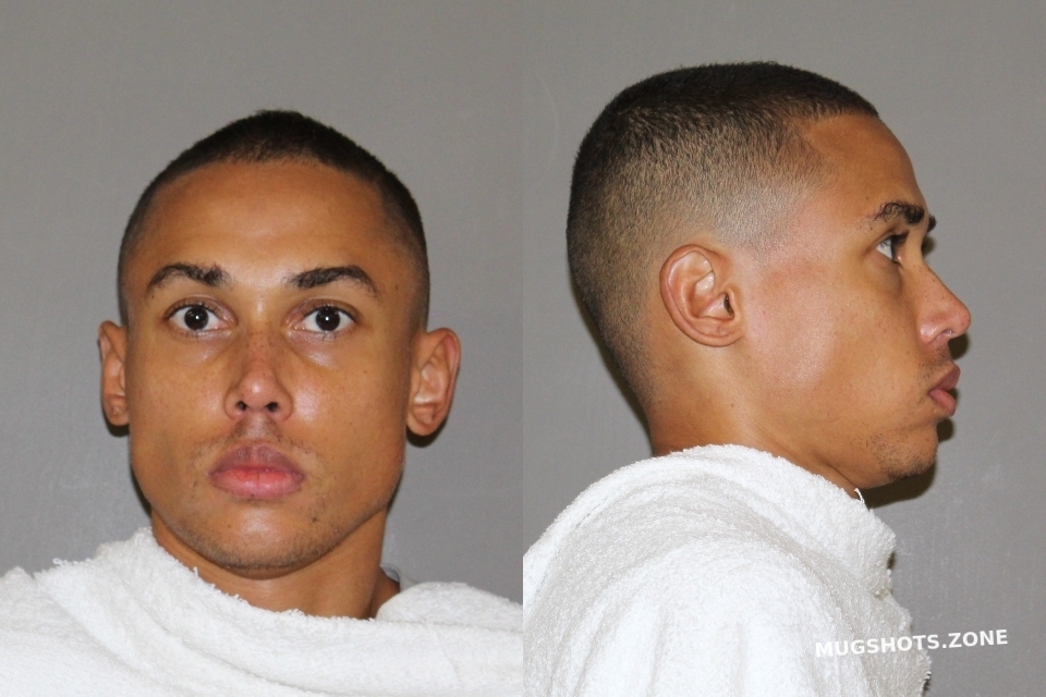 DAVIS MYCHAL DENALE JR. 10/06/2023 - Denton County Mugshots Zone