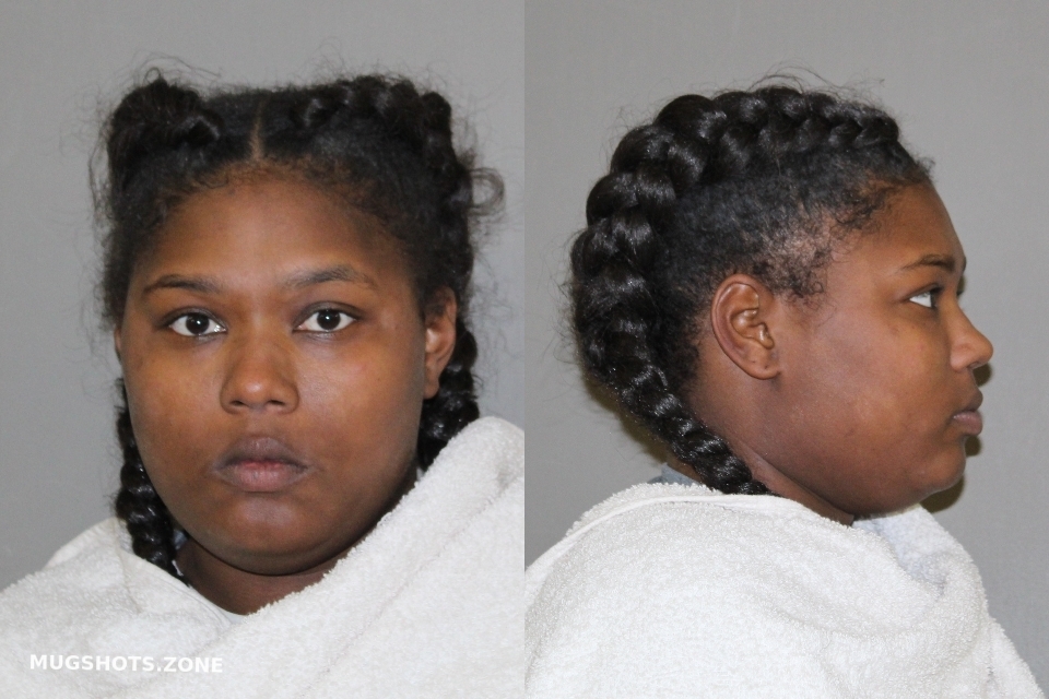 YOUNG MARIAH CHANTRELL 12/16/2023 - Denton County Mugshots Zone