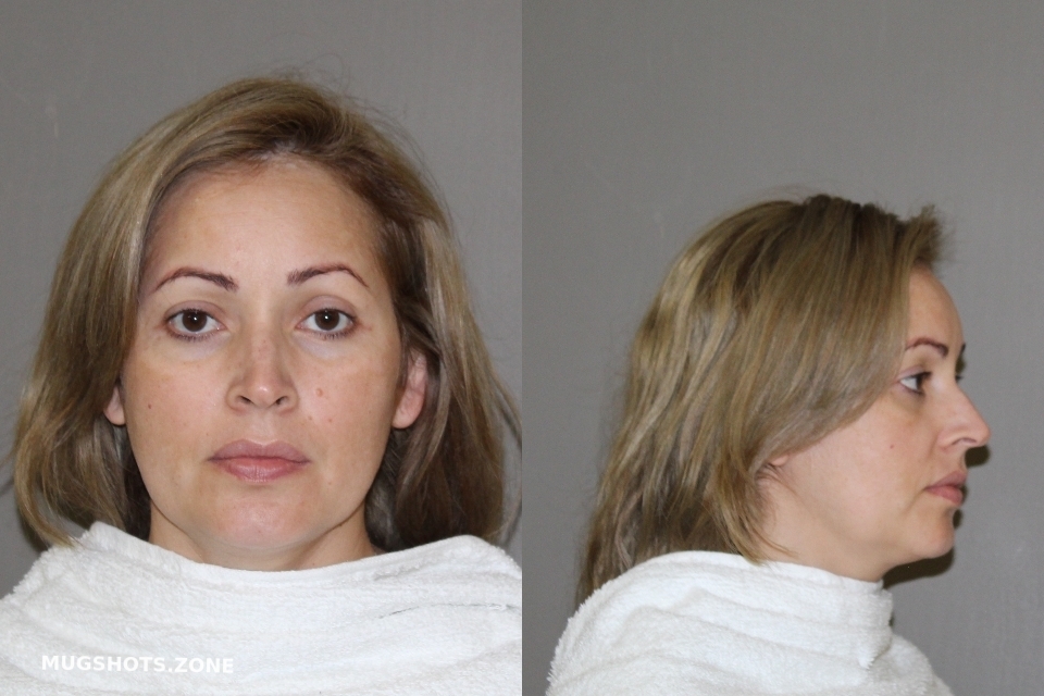CRUZ DE LOVETT SANDRA NOHEMY 01/08/2024 - Denton County Mugshots Zone