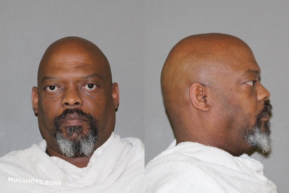 REVELS KENDRICK DEVONE SR. 02/28/2024 - Denton County Mugshots Zone