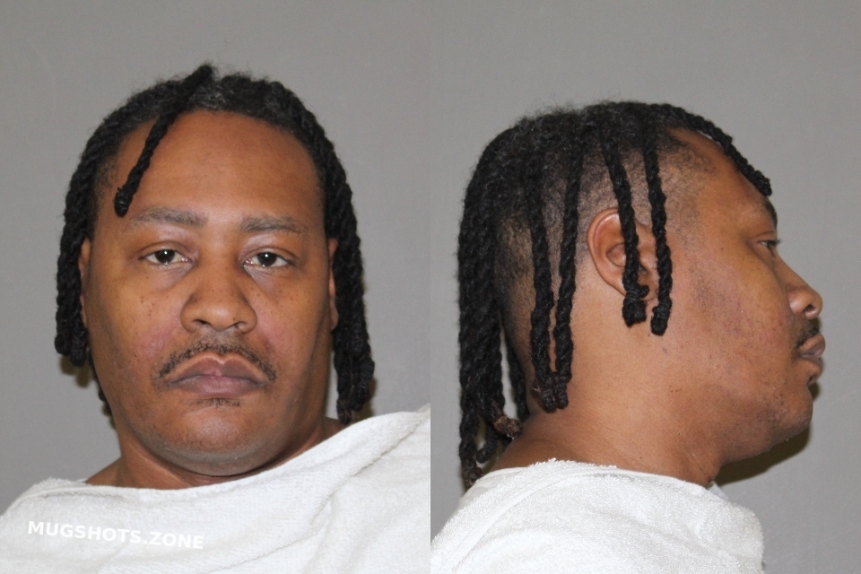 DAVIS KENNETH WAYNE JR. 02/28/2024 - Denton County Mugshots Zone