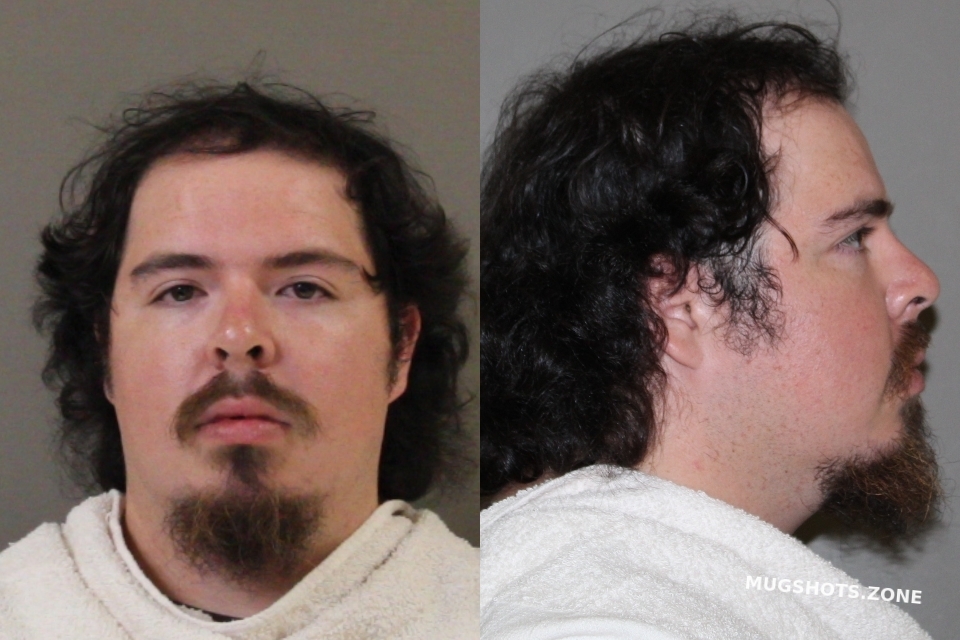 REYES ROBERT VALENTIN 08/23/2024 - Denton County Mugshots Zone