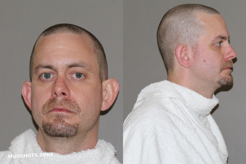 NEROSA MATTHEW STEVEN 10/16/2024 - Denton County Mugshots Zone