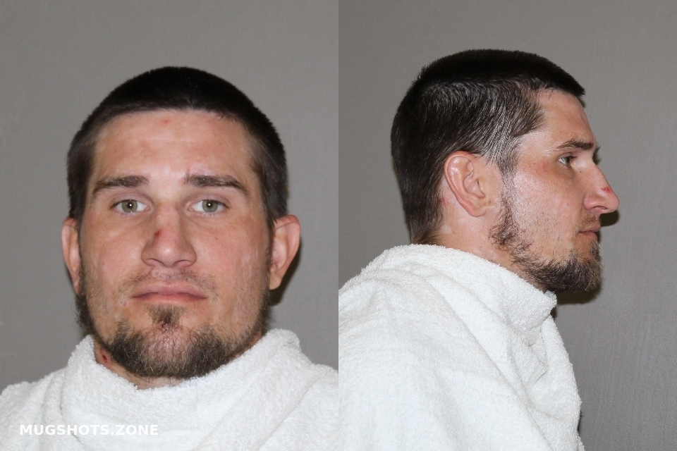 RICHARDS DUSTYN LEE 11/01/2024 - Denton County Mugshots Zone