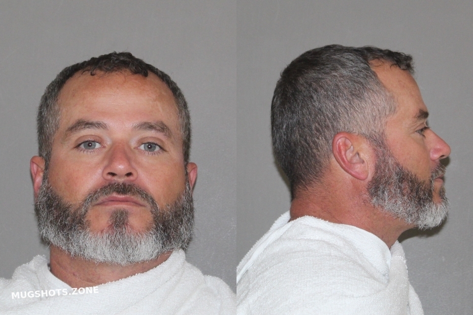 PRECIADO BRIAN ANTHONY 04/17/2025 - Denton County Mugshots Zone