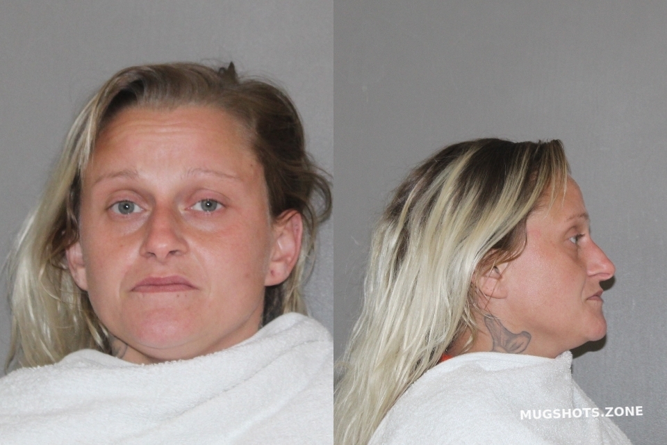 DOTSON STEVIE RUTH 04/18/2025 - Denton County Mugshots Zone