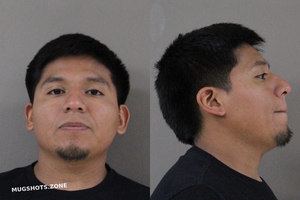 DELGADILLO ESTEBAN JR. 10/09/2025 - Denton County Mugshots Zone