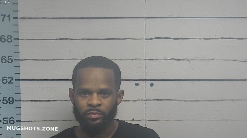 DAVIS DARIUS D 01/01/2021 - Desoto County Mugshots Zone