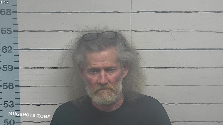 ELROD TRACY E 01/05/2021 - Desoto County Mugshots Zone