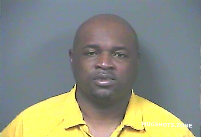 STARKS MARCUS DEWAYNE SR 05/03/2021 - Desoto County Mugshots Zone