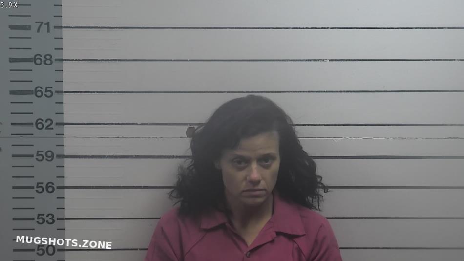 MCGEHEE ERIN LEANNE 05/14/2021 - Desoto County Mugshots Zone