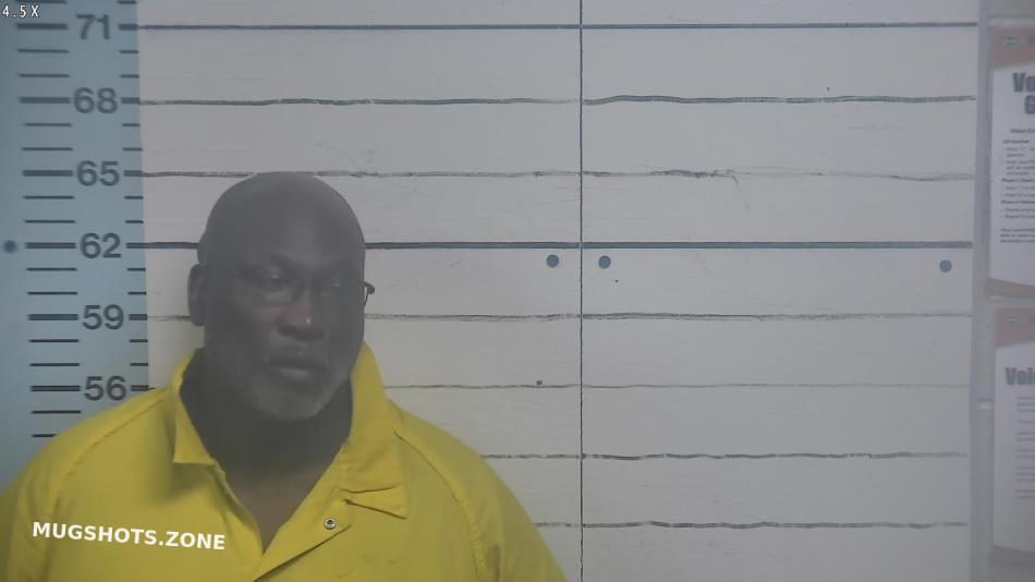 FUNCHES ANTHONY CHARLES 06/21/2021 - Desoto County Mugshots Zone