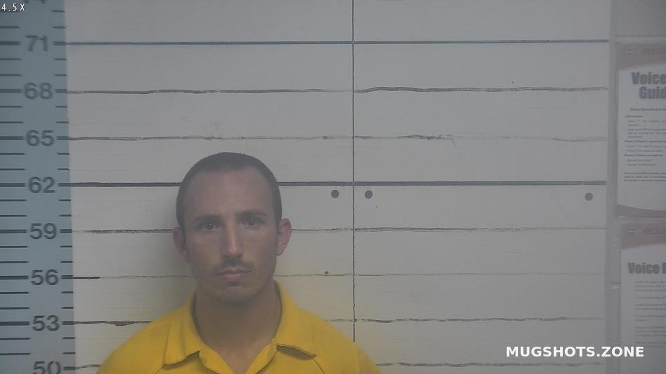 LOVELADY MATTHEW KYLE 10/09/2021 - Desoto County Mugshots Zone
