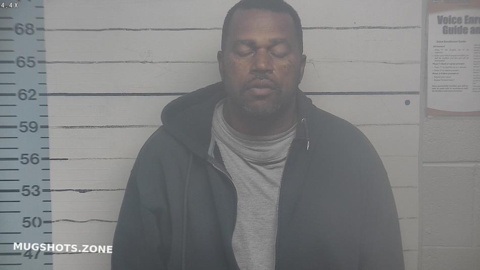 ISOM BARRY TYRONE 11/23/2021 - Desoto County Mugshots Zone