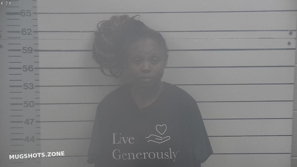 WILLIS SHANRIKA KENYDA SHANICE 04/06/2022 - Desoto County Mugshots Zone