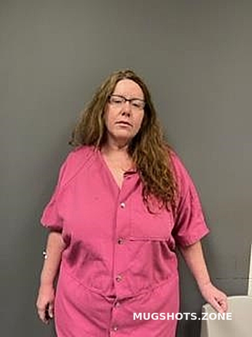 MOSS SHARON LYNN 11/17/2022 - Desoto County Mugshots Zone