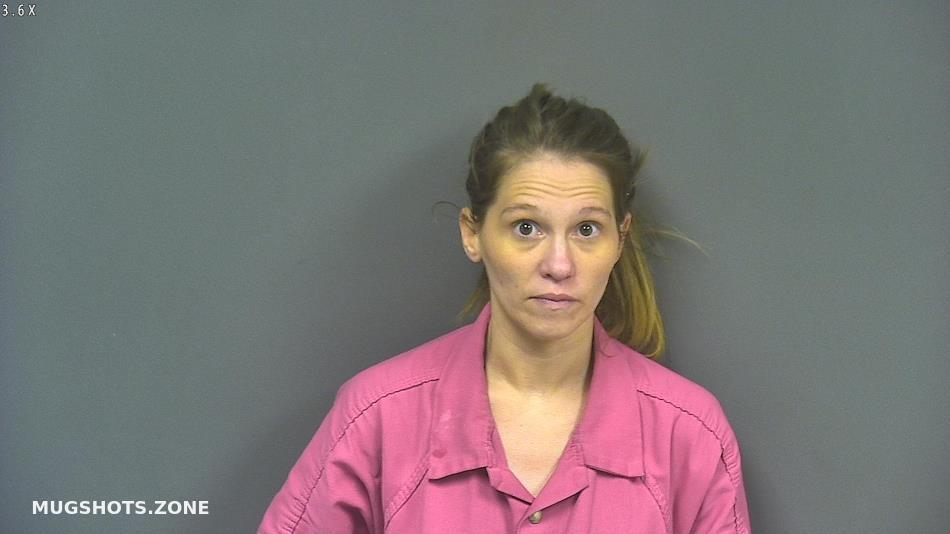 DINOLFO AMBER NICOLE 04/22/2024 - Desoto County Mugshots Zone