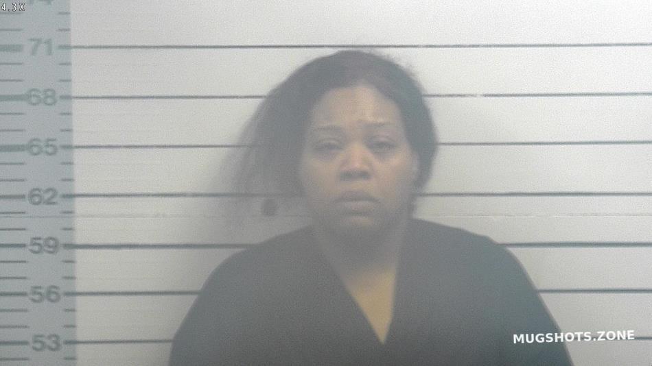 QUARLES JERMEKA R 05/16/2024 - Desoto County Mugshots Zone