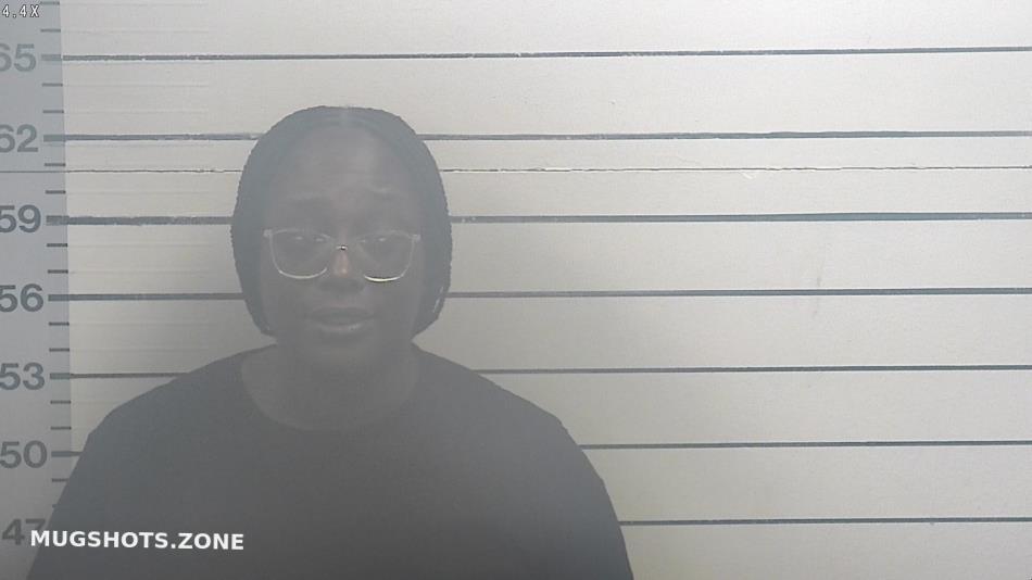 DAVIS CONSUELA JACQUESSE 02/28/2025 - Desoto County Mugshots Zone