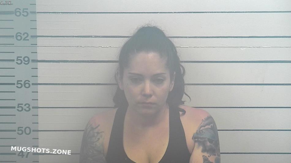 FERRARO ANGELA JOSEPHINE 04/13/2025 - Desoto County Mugshots Zone