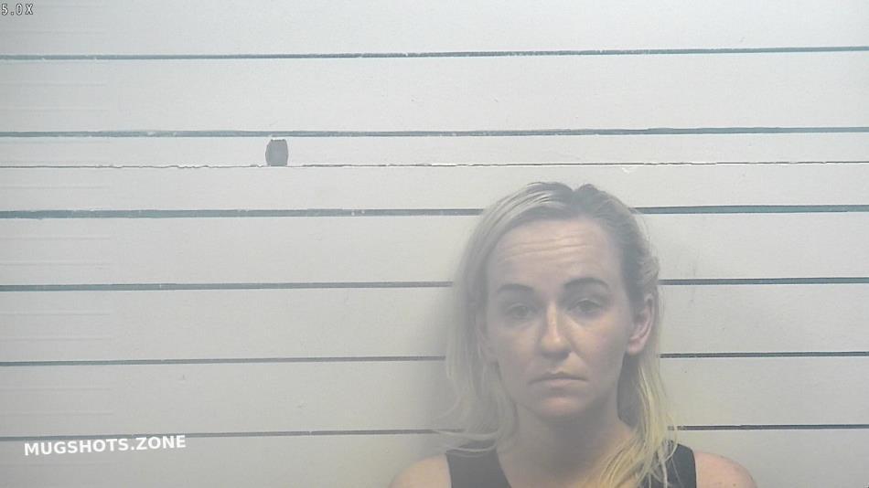 CARNATHAN BRIA A 04/20/2025 - Desoto County Mugshots Zone