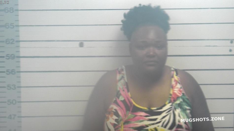 FRAZIER TANISHA SHUNTA 07/01/2025 - Desoto County Mugshots Zone