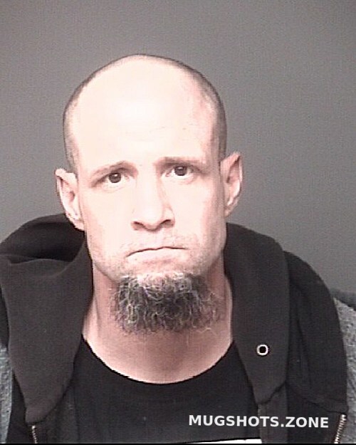 GLASS JASON MICHAEL 02/15/2021 - Dubuque County Mugshots Zone