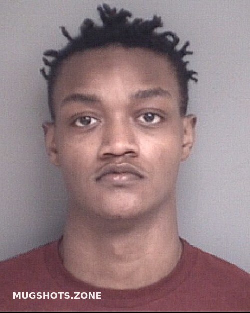 HOWARD DWAYNE MONTRELL 05/02/2021 - Dubuque County Mugshots Zone