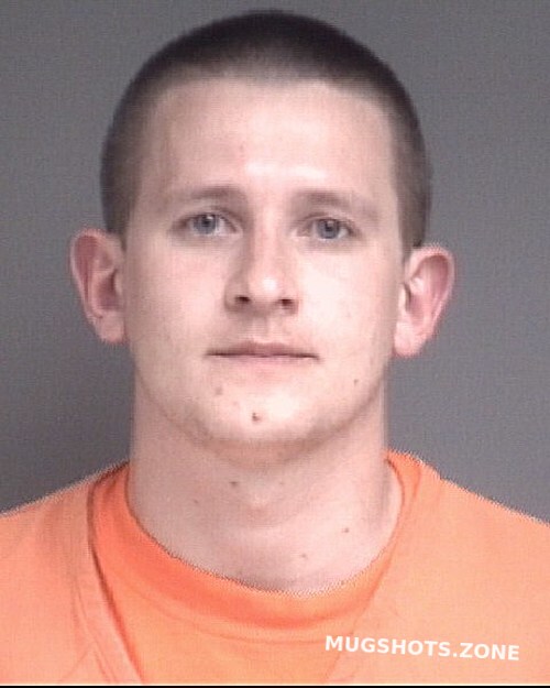 COOK DAKOTA JOHN 05/02/2021 - Dubuque County Mugshots Zone