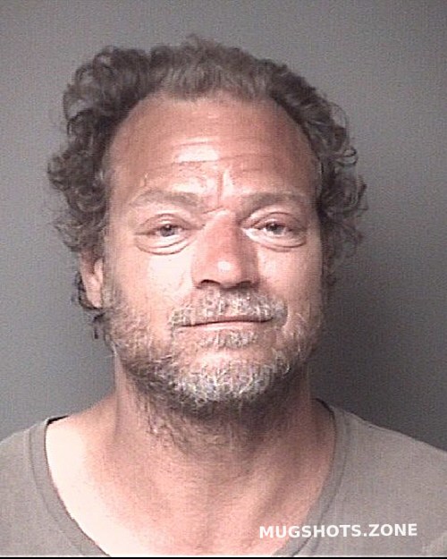 DAVIS MICHAEL SHAWN 06/23/2021 - Dubuque County Mugshots Zone