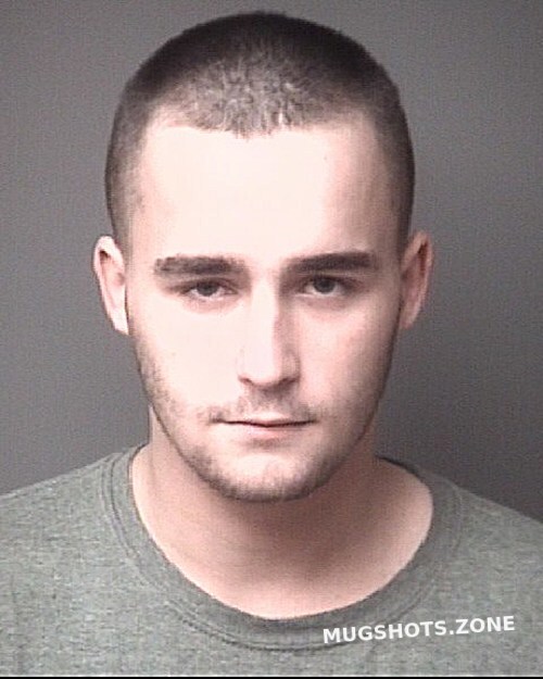 CONNOLLY ALEX PATRICK 08/27/2021 - Dubuque County Mugshots Zone