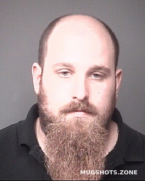 WOLF DEVIN JAMES 12/26/2021 - Dubuque County Mugshots Zone