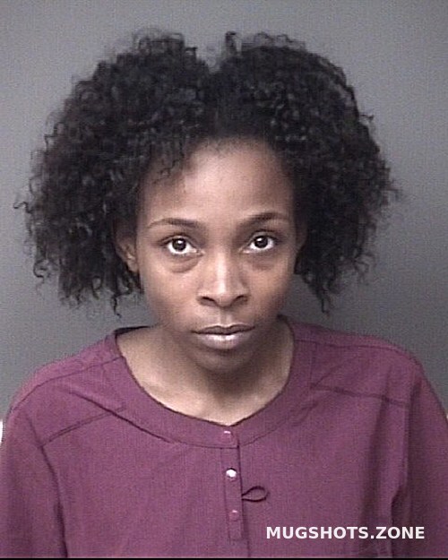 JACKSON CHANITA LATRICE 01/15/2022 - Dubuque County Mugshots Zone