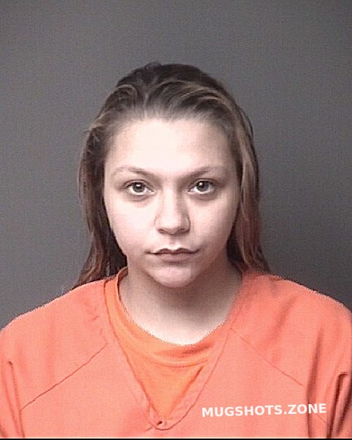 CAVANAUGH HALEY CATHERINE 04/25/2022 - Dubuque County Mugshots Zone