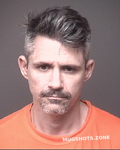 WOODS BRIAN THOMAS 06/10/2022 - Dubuque County Mugshots Zone