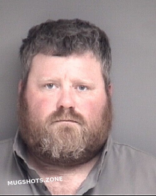 SCHULTE TRAVIS MICHAEL 07/11/2022 - Dubuque County Mugshots Zone