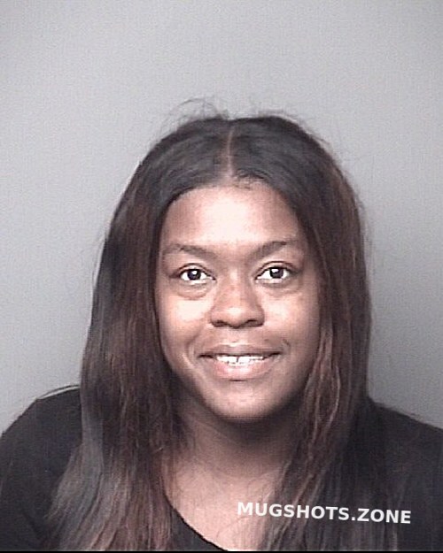 TIMMONS RHONDA DENISE 10/01/2022 - Dubuque County Mugshots Zone